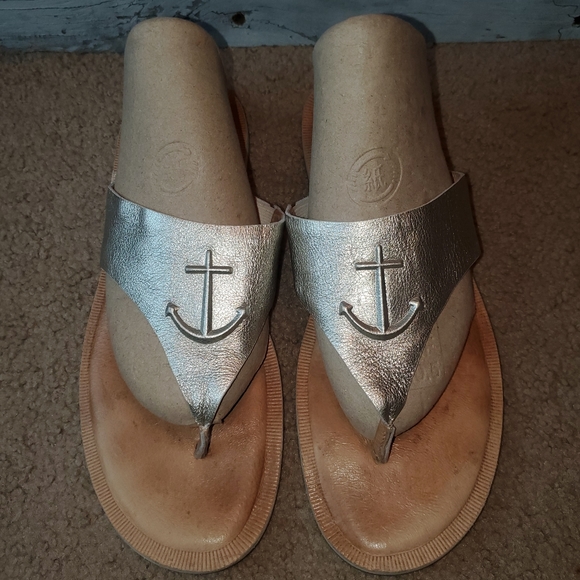 Sperry | Shoes | Sperry Seaport Leather Thong Toe Nautical Slide ...